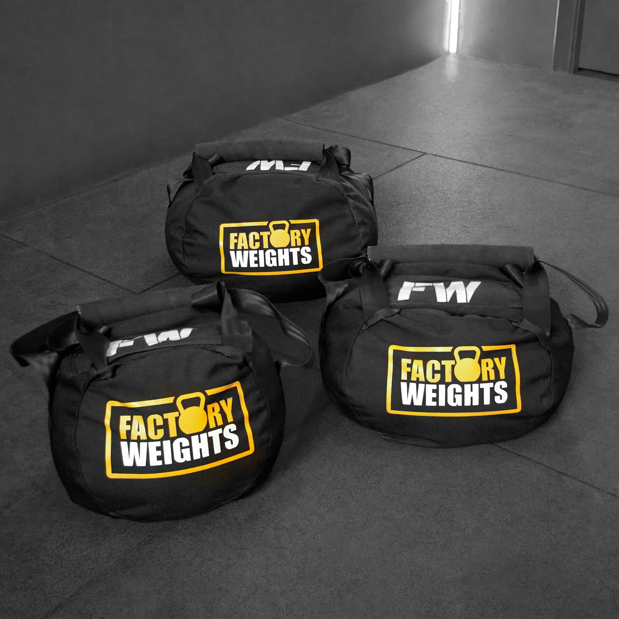 Strongman Nylon Throw Bags in 3 Sizes | Factory Weights